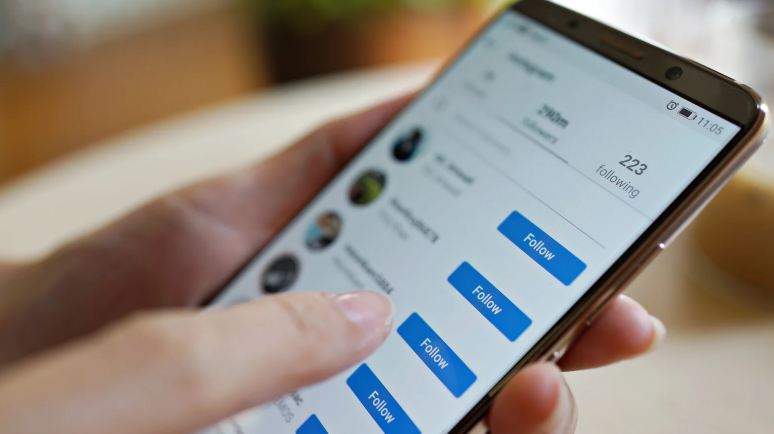 How To Send An Anonymous Message On Instagram